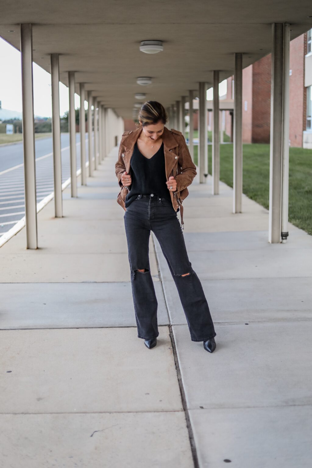 How to Style a Sweater Tank from Summer to Fall - It's under $30!