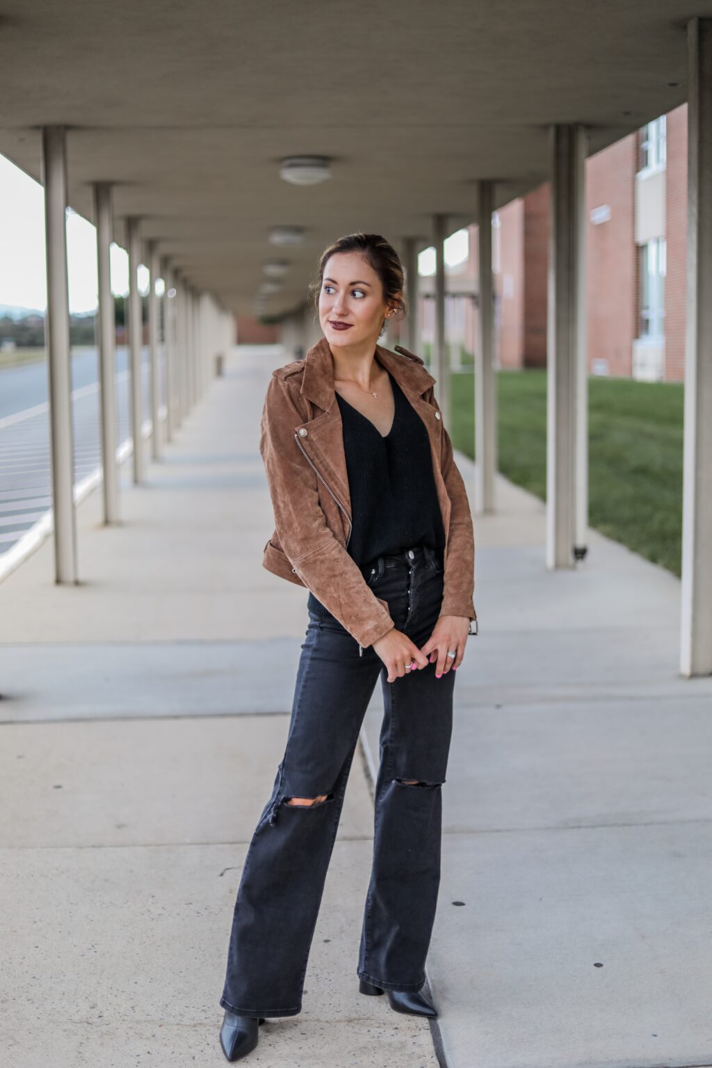 How to Style a Sweater Tank from Summer to Fall - It's under $30!