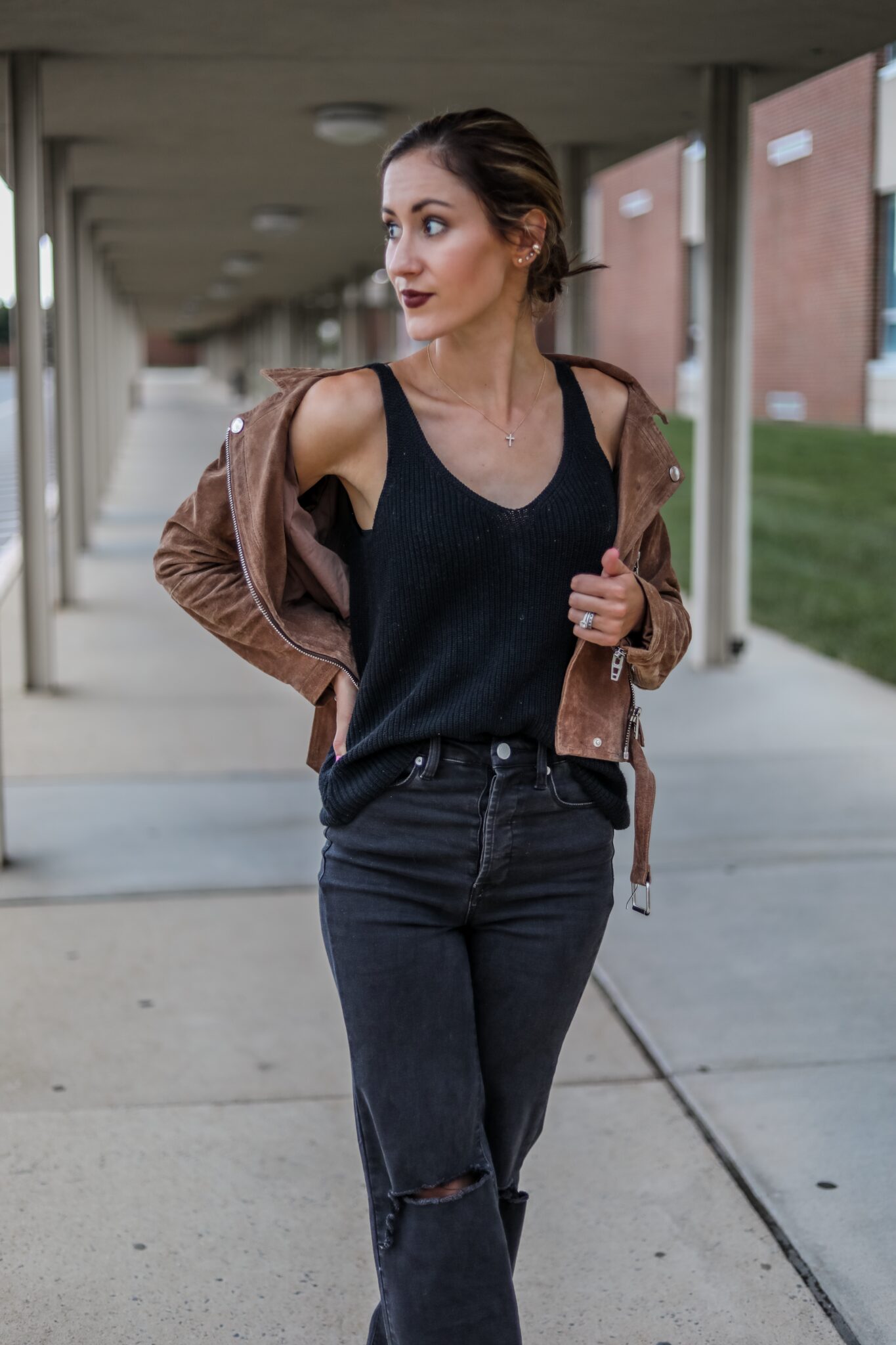 How to Style a Sweater Tank from Summer to Fall - It's under $30!